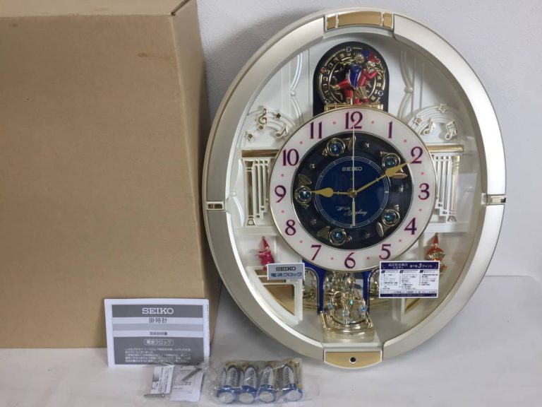 座間市より出張買取にてSEIKO セイコー 掛時計 RE572S 電波クロック 電波時計 カラクリ時計 高音質16和音メロディ 未使用をお買取 ...